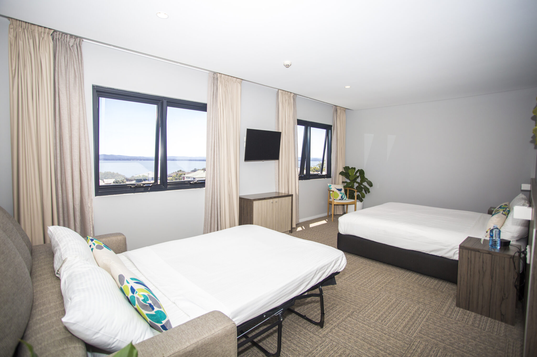 ibis Styles The Entrance